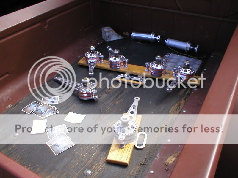 Friction Shocks at Hollywood Hot Rods show | The H.A.M.B.