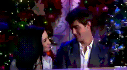 Jonas Brothers - Clumsy Cuddlers (J♥D) #301: "She needed me the most ...